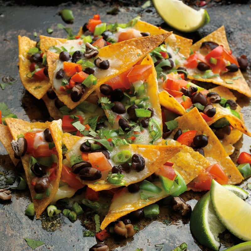 Cheesy black bean nachos | Recipes | WW USA